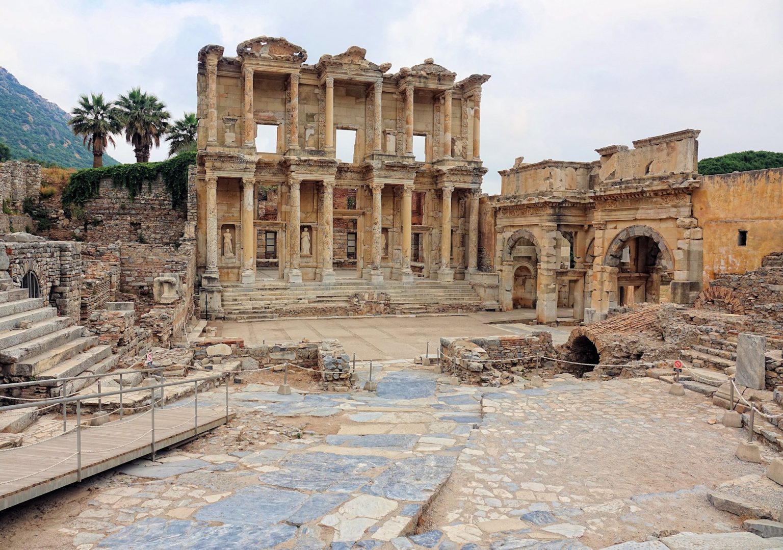 One day in Ephesus | Bjorn Free